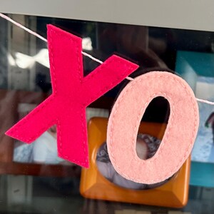 XO XO XO Felt Banner | Valentines Decor | Love Decor| Kiss Hug Kiss Hug ...
