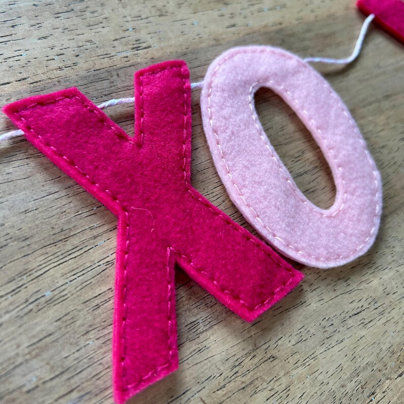 XO XO XO Felt Banner | Valentines Decor | Love Decor| Kiss Hug Kiss Hug ...