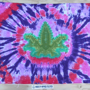 Cannabis Leaf Tie Dye Tapestry #41 (dharma Trading Co. Size 44" X 72 ...