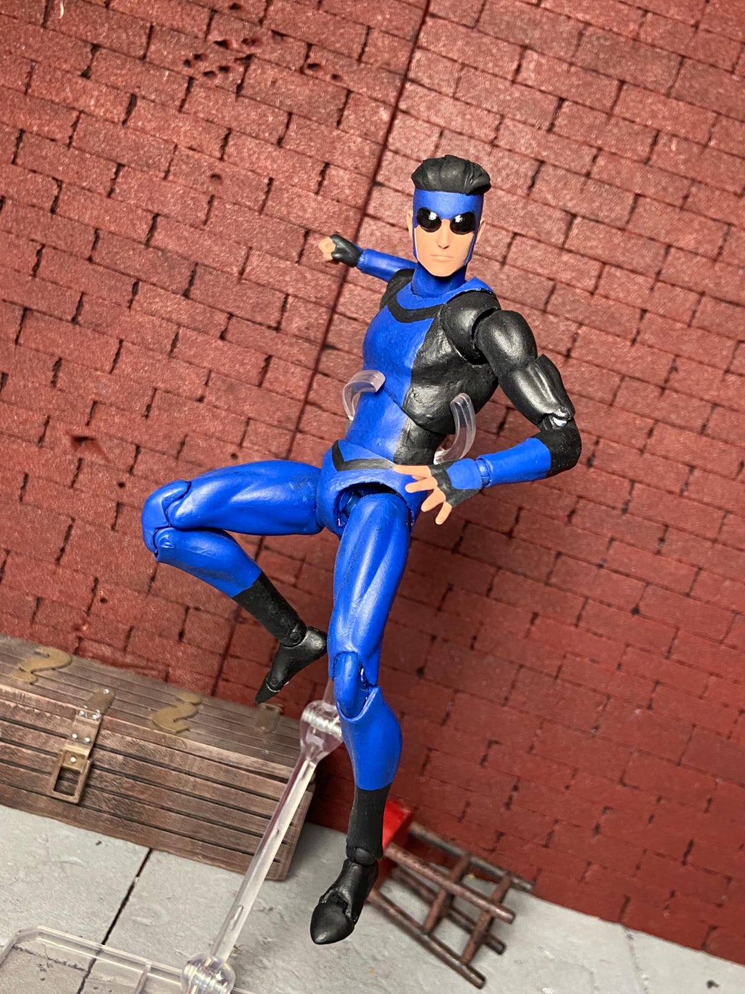 Invincible Custom Blue 1/12 Scale Mafex CT Marvel Legends Action Figure ...