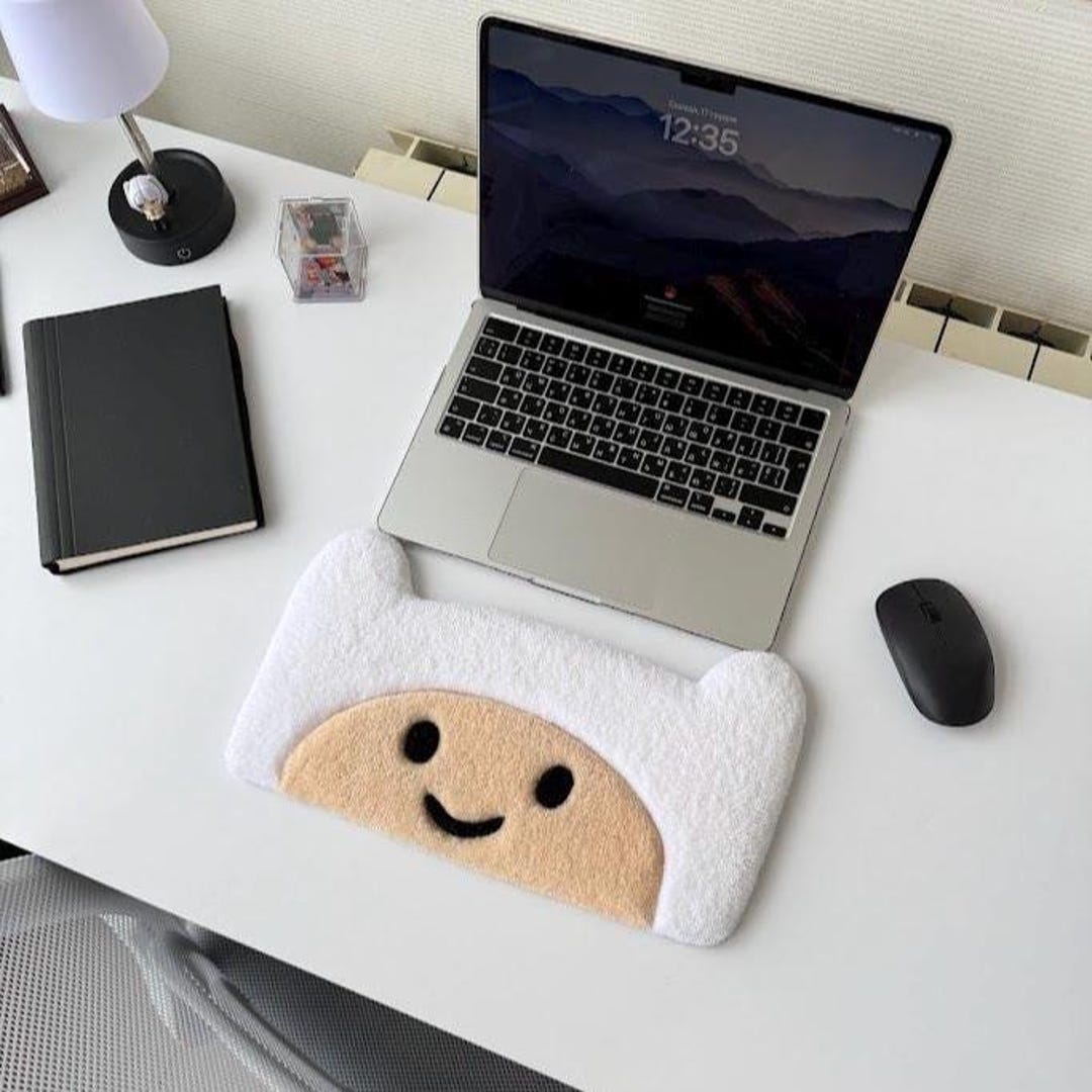 Cute Keyboard Rug, Wrist Rest Pad, Kawaii PC Accessories, Custom Tufted ...