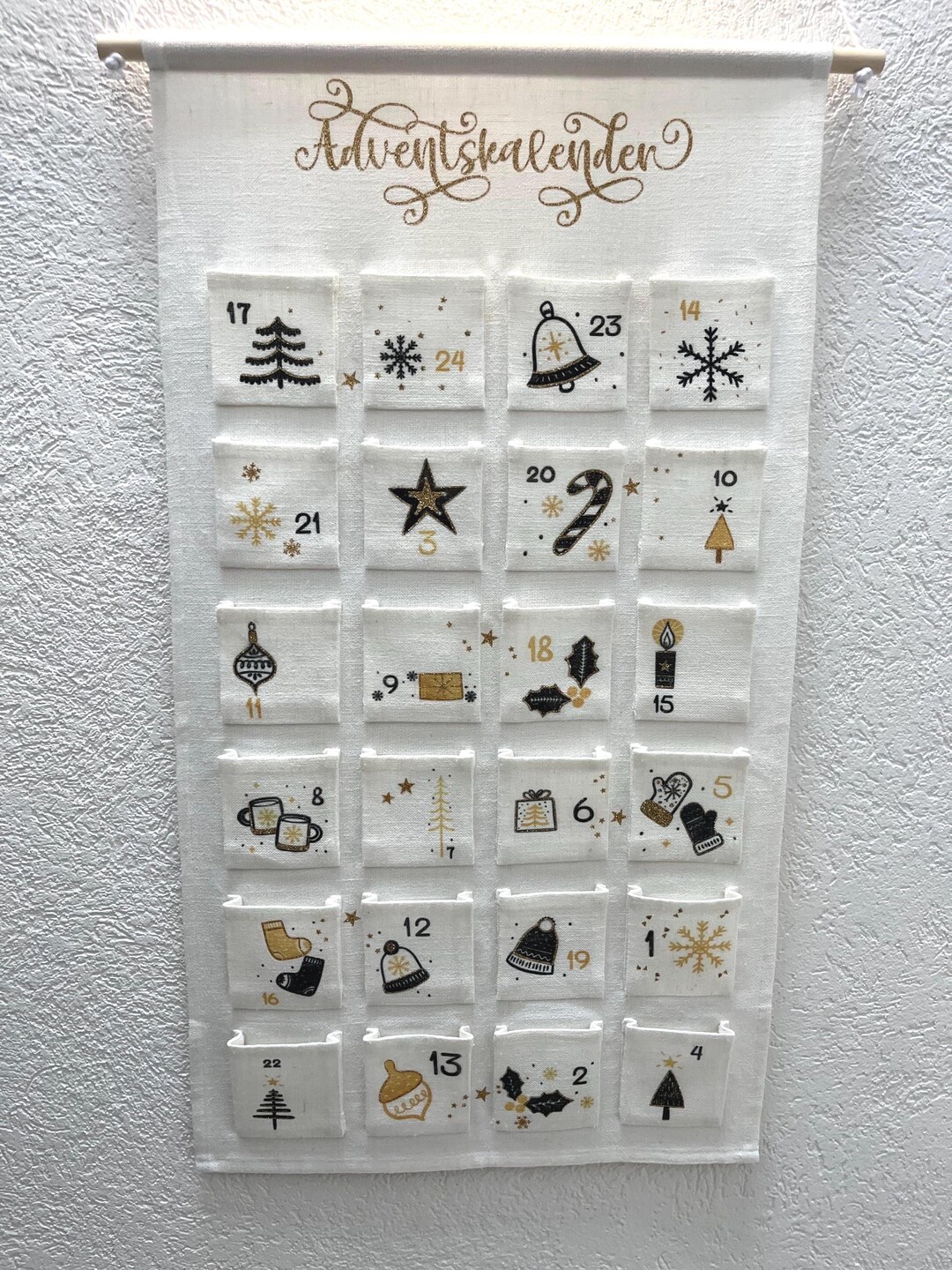 Personalized Canvas Advent Calendar, Reusable, Black and Gold Christmas ...