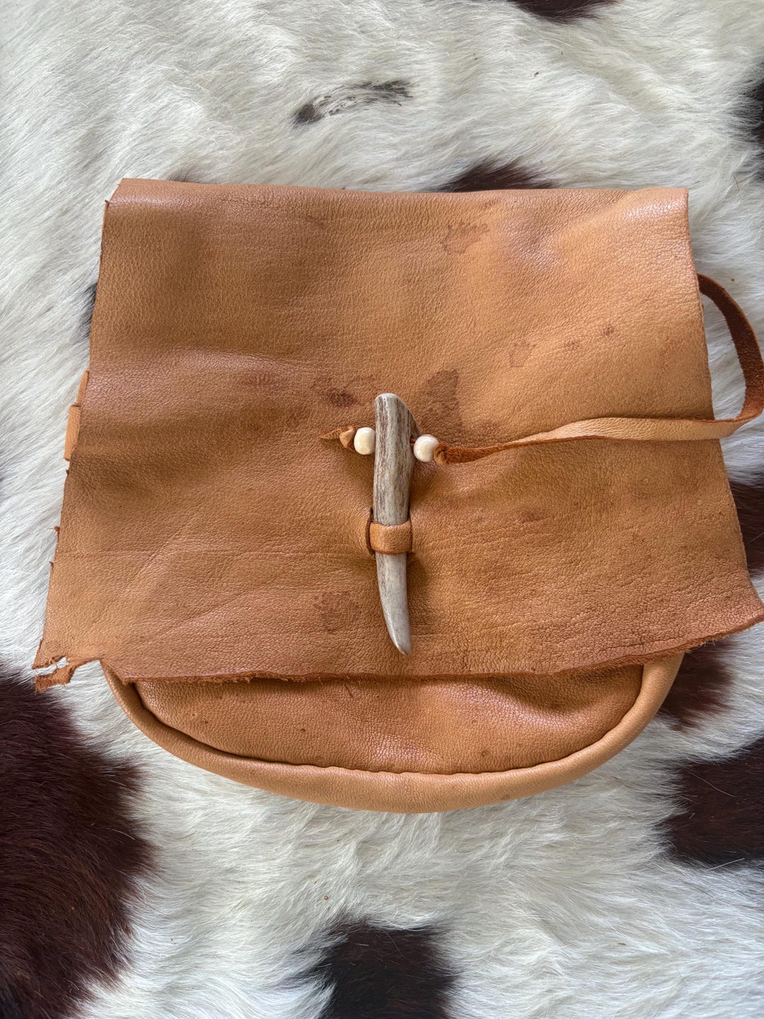 Handmade Buckskin Belt Bag: Deer Antler Button, Pre-1840 Style - Etsy