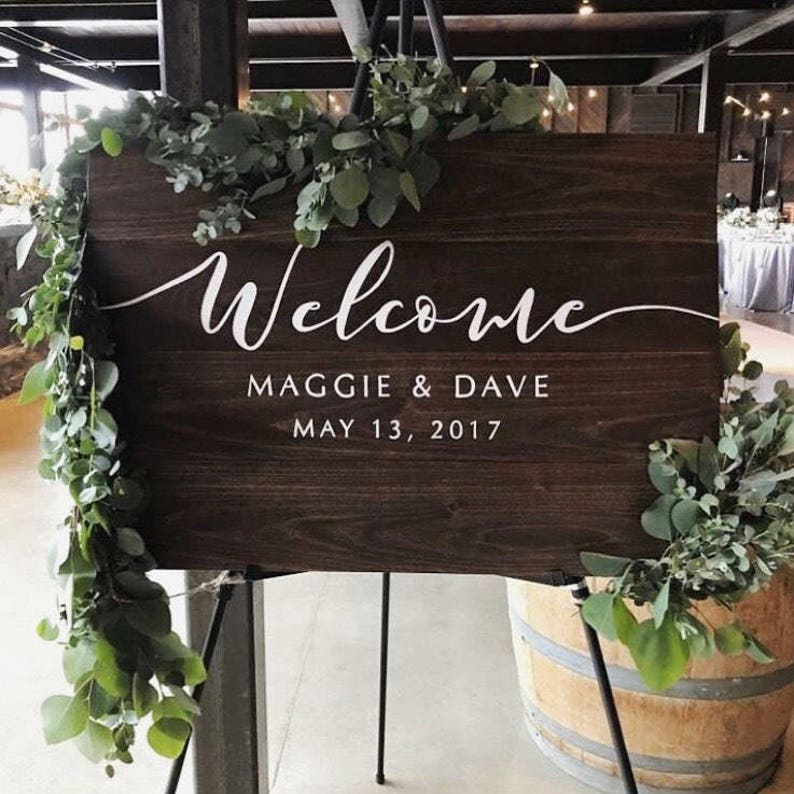 Rustic Guest Signing Board / Welcome Wedding Sign Bride and Groom Name ...