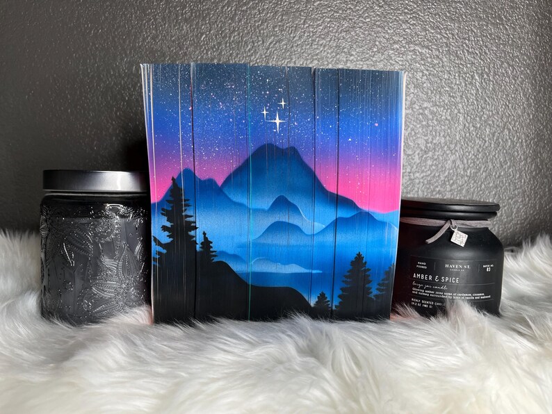 A Court of Thorns and Roses (ACOTAR) Box Set With Airbrushed Stenciled ...