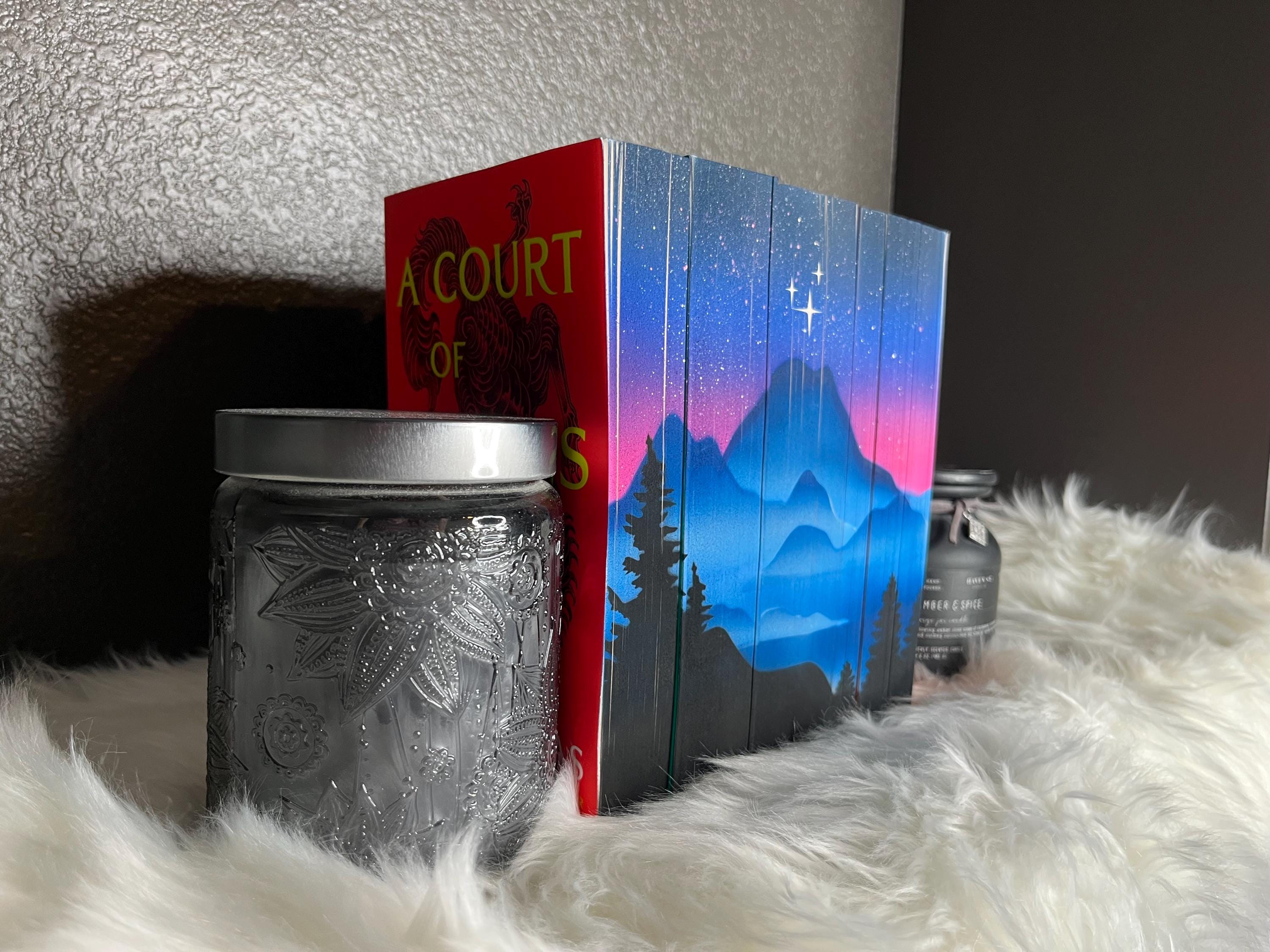 A Court of Thorns and Roses (ACOTAR) Box Set With Airbrushed Stenciled ...