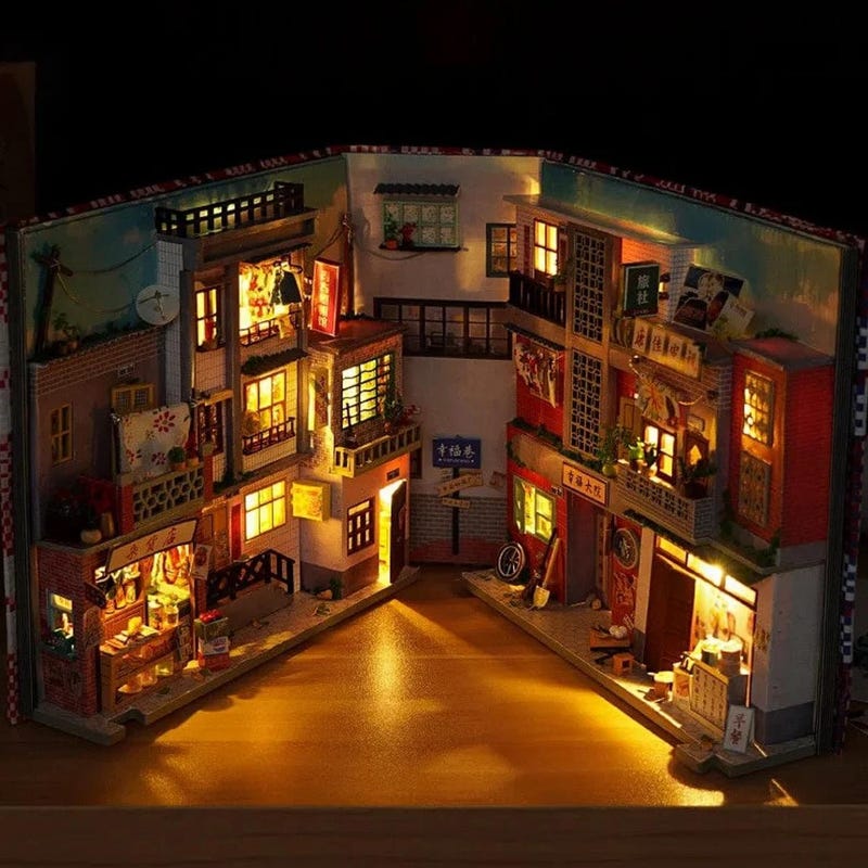 Book Nook Japan - Etsy