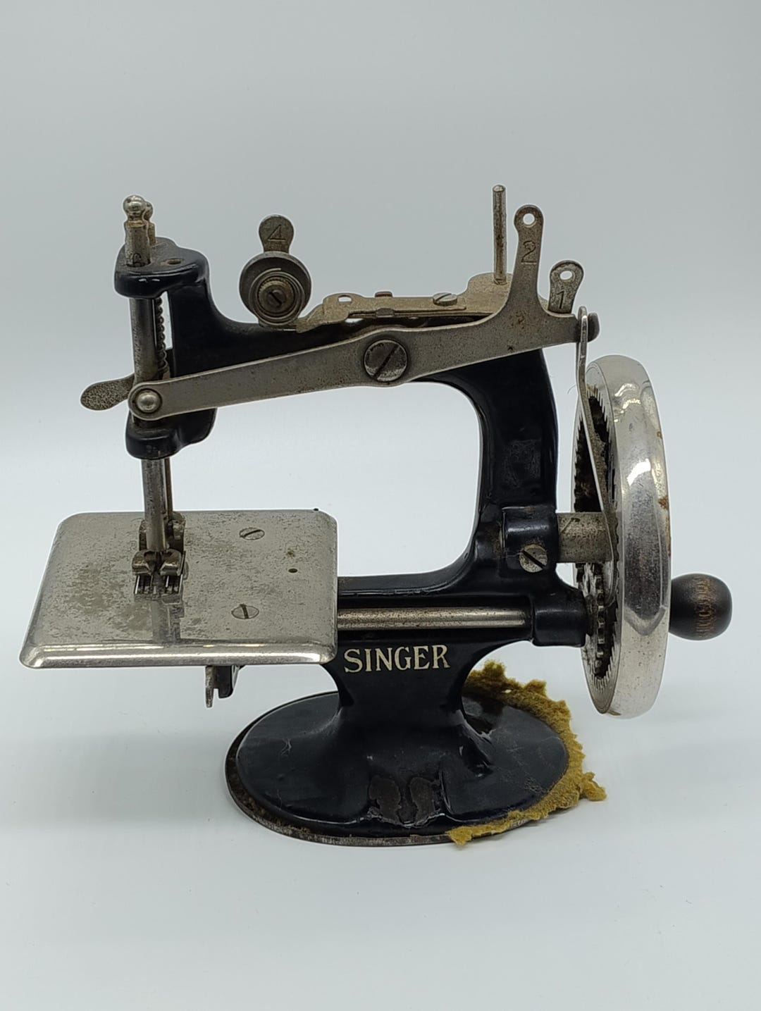 Antique Singer Model 20 Miniature Sewing Machine, Pakenham, 3810 - Etsy