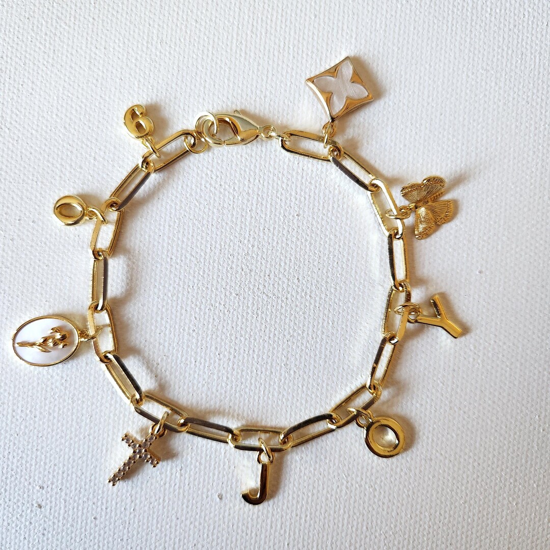 Multi Custom Charm Bracelet. Uniquely Designed Multi Custome Charm ...