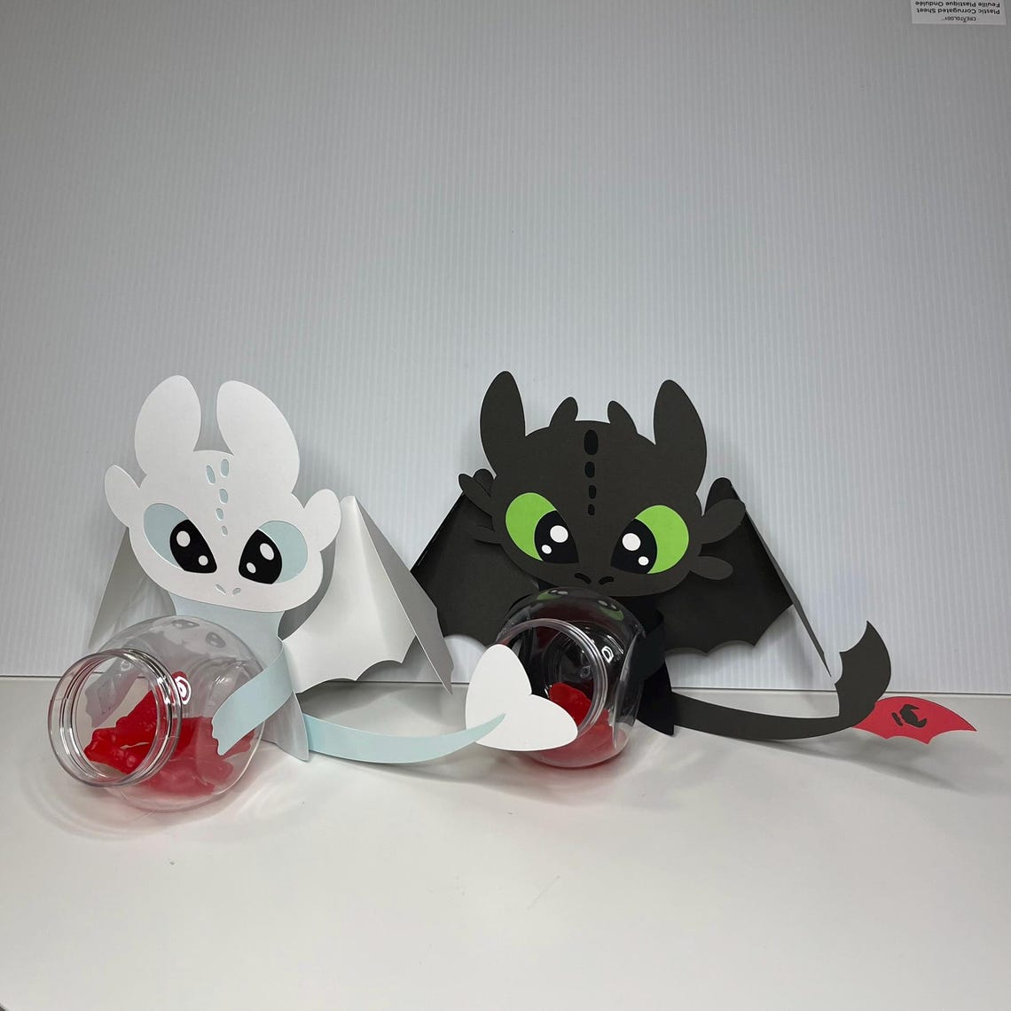 Toothless & Lightfury SVG Bundle: Dragon Party Decor Cut Files How to ...