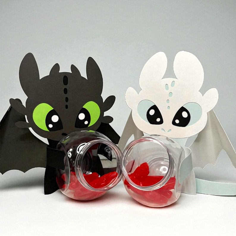 Toothless & Lightfury SVG Bundle: Dragon Party Decor Cut Files How to ...