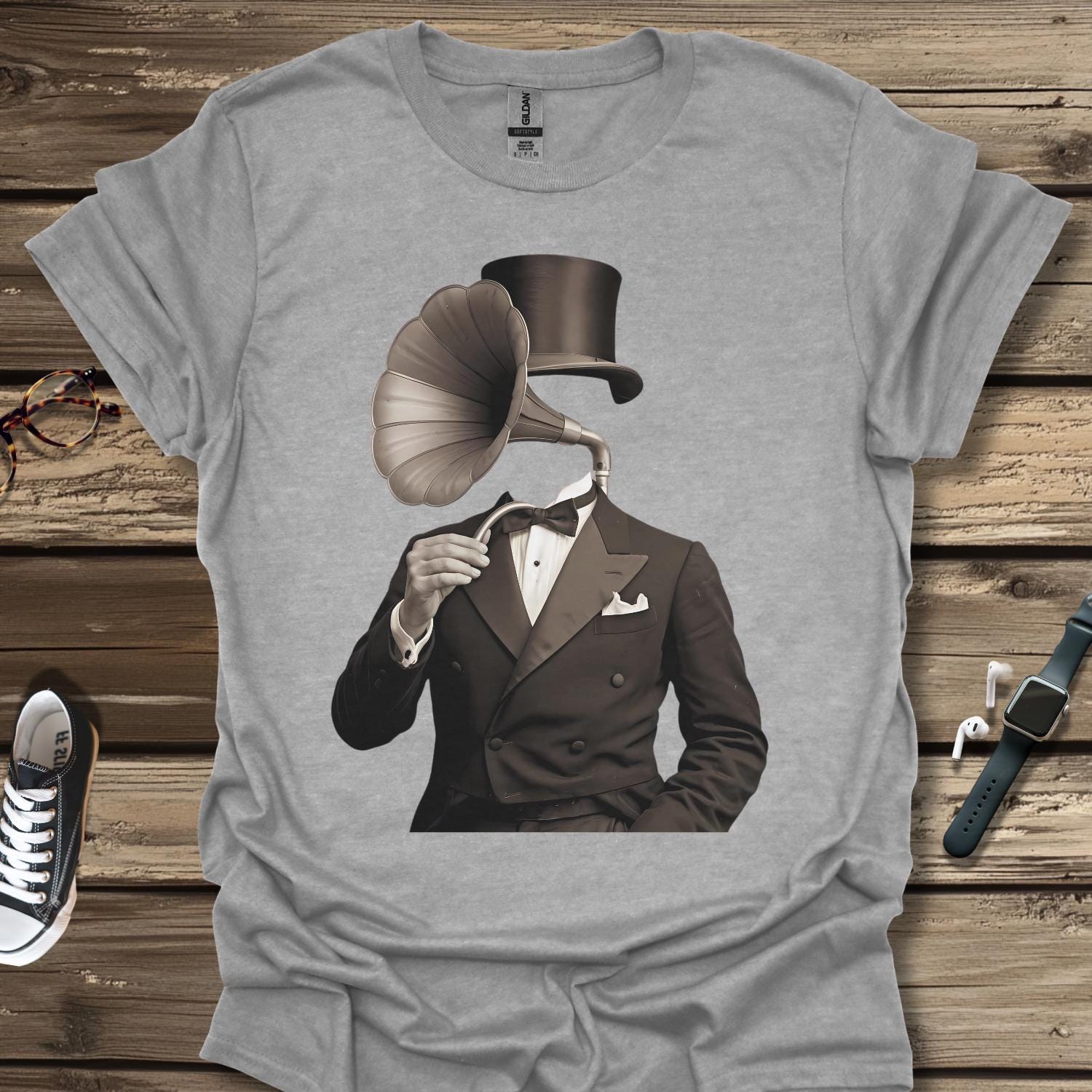 Vintage Gramophone Head Man With Top Hat T-shirt for Music Lovers ...
