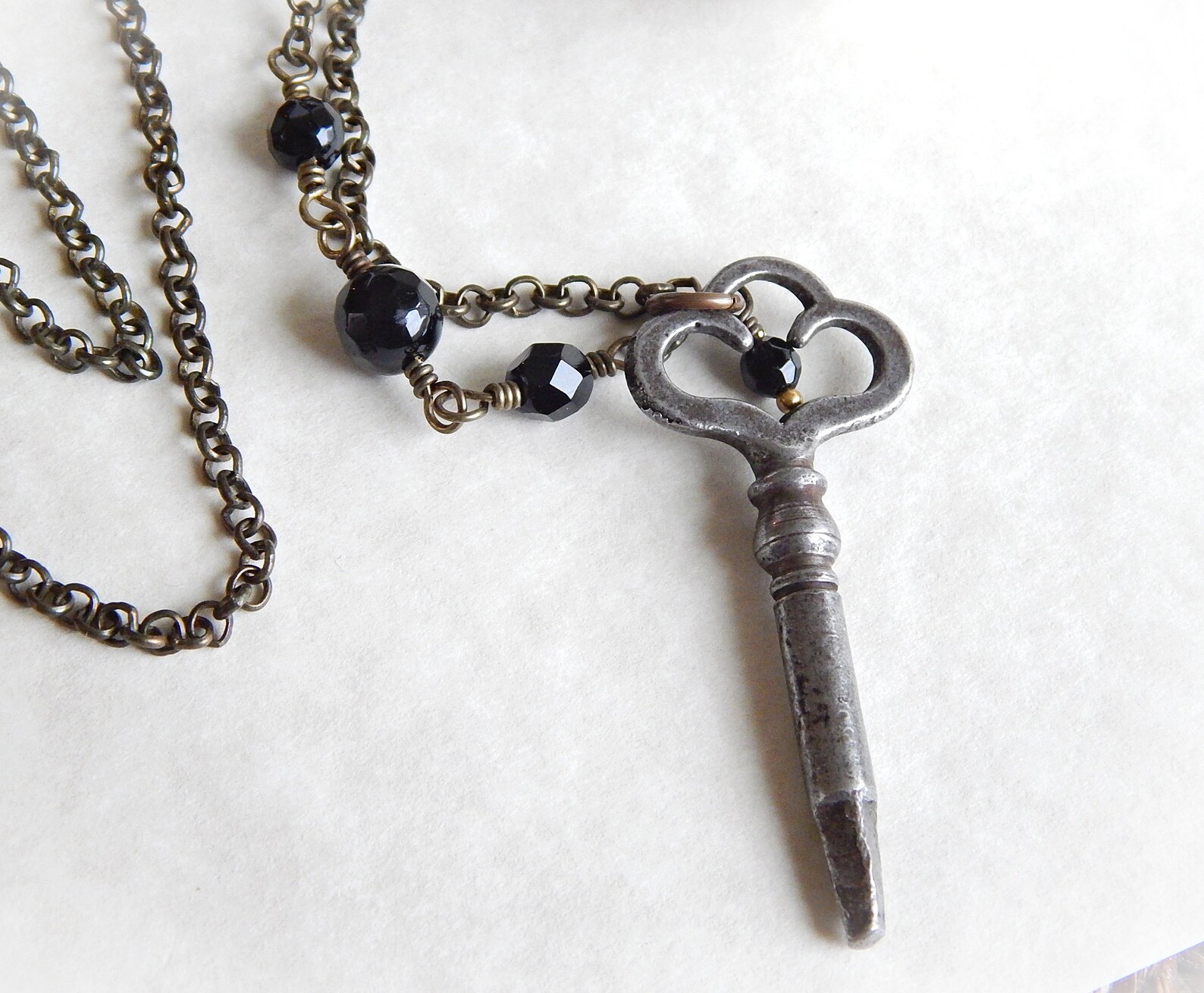 Vintage Key Necklace, Black Gemstone Necklace, Skeleton Key Necklace ...