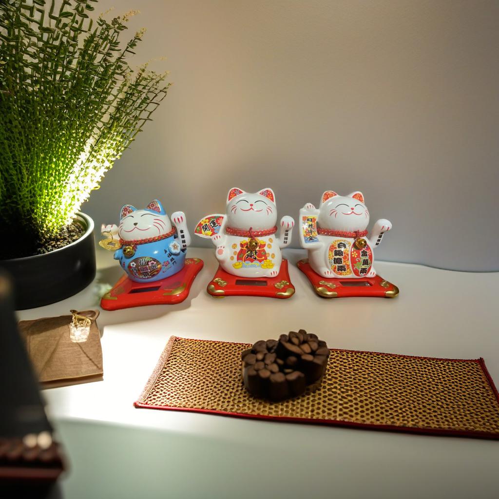 Solar Powered Waving Arm Lucky Cat Maneki-neko Beckoning Cat Lucky Cat ...