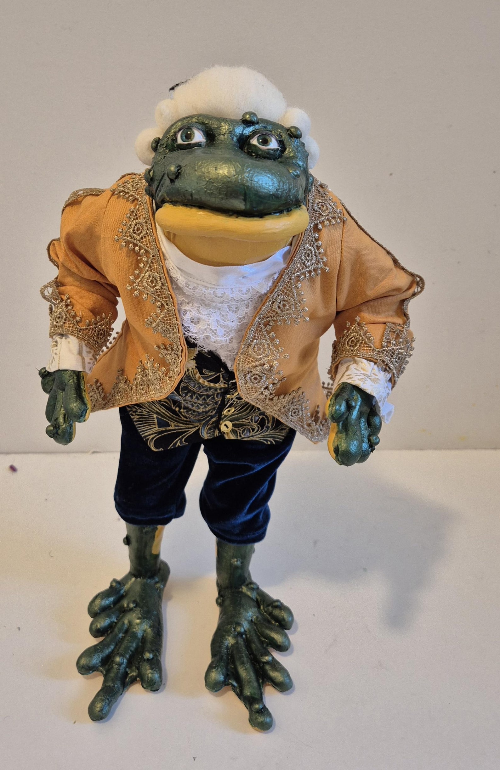 The Frog Footman, Alice in Wonderland Collection - Etsy