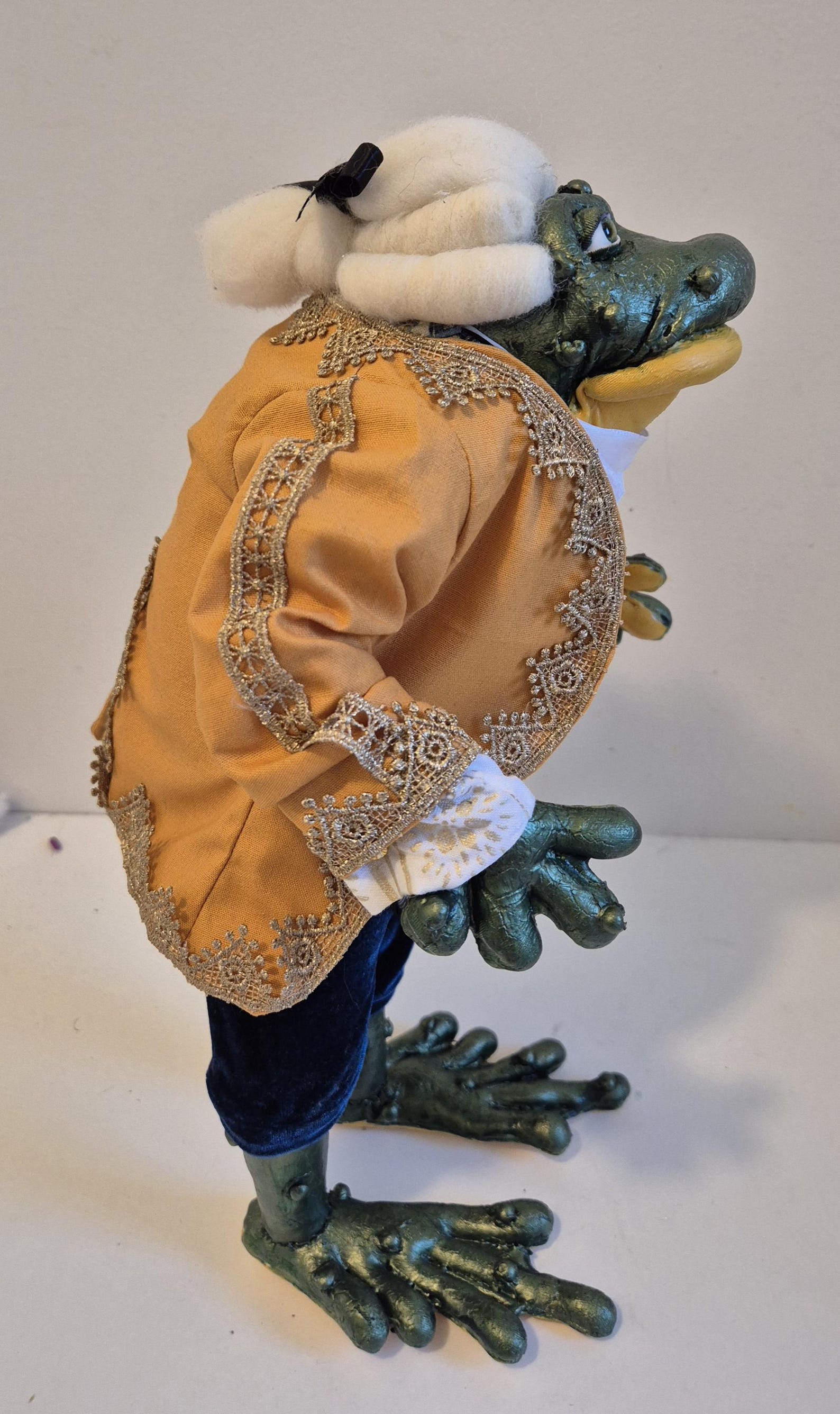 The Frog Footman, Alice in Wonderland Collection - Etsy