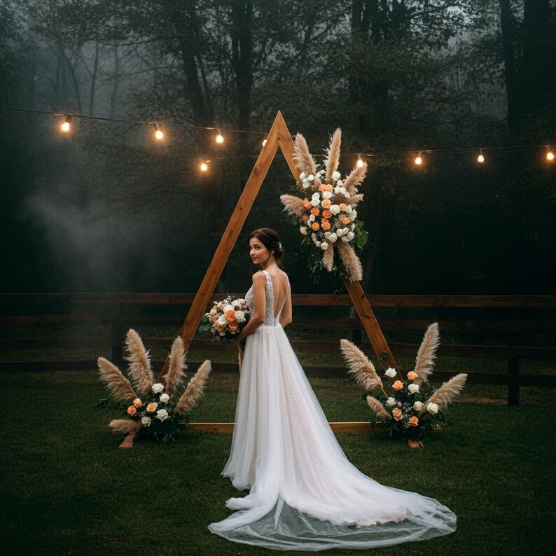 Stunning Triangle Wedding Arch DIY Plans – Perfect for Ceremonies ...