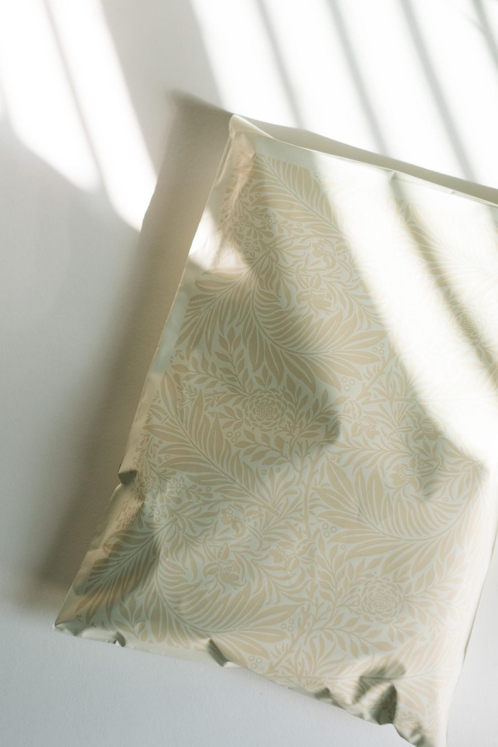 Beige Floral Poly Mailers | Neutral Poly Mailer Bags Packaging for ...