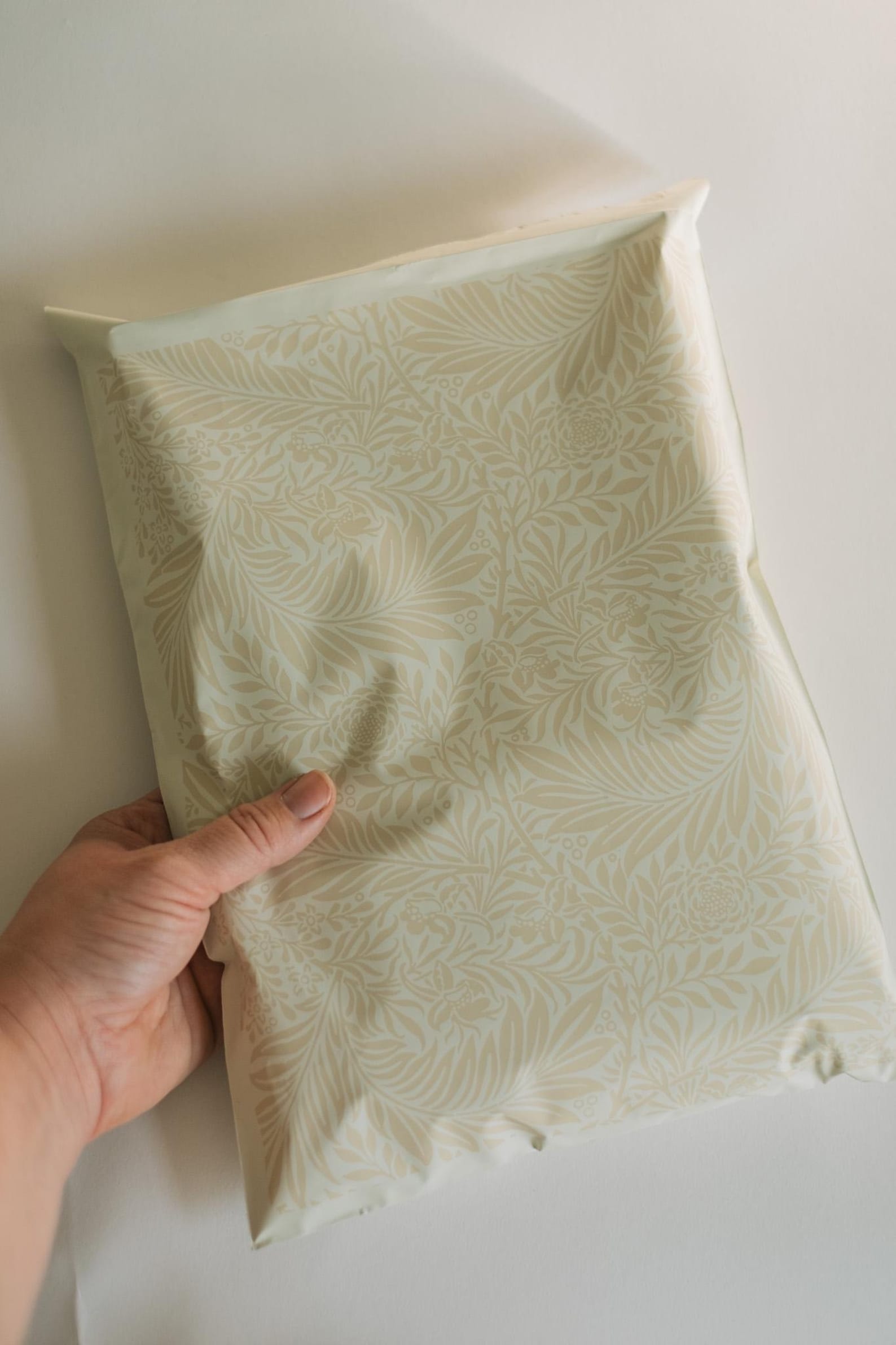 Beige Floral Poly Mailers | Neutral Poly Mailer Bags Packaging for ...