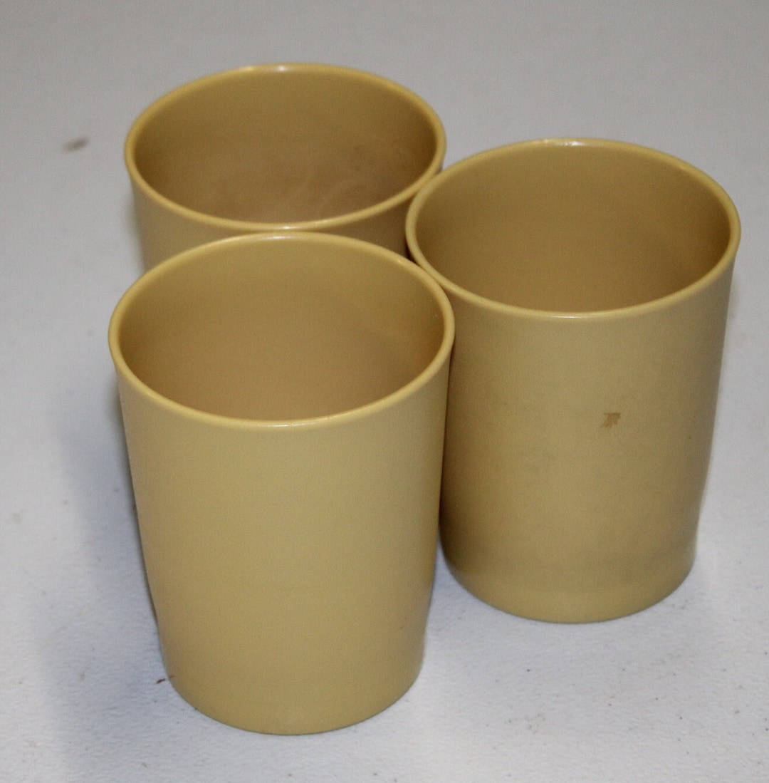 3 Tupperware Juice Tumblers Small Drinking Cup 3.25 Tall 6 Oz Vintage ...