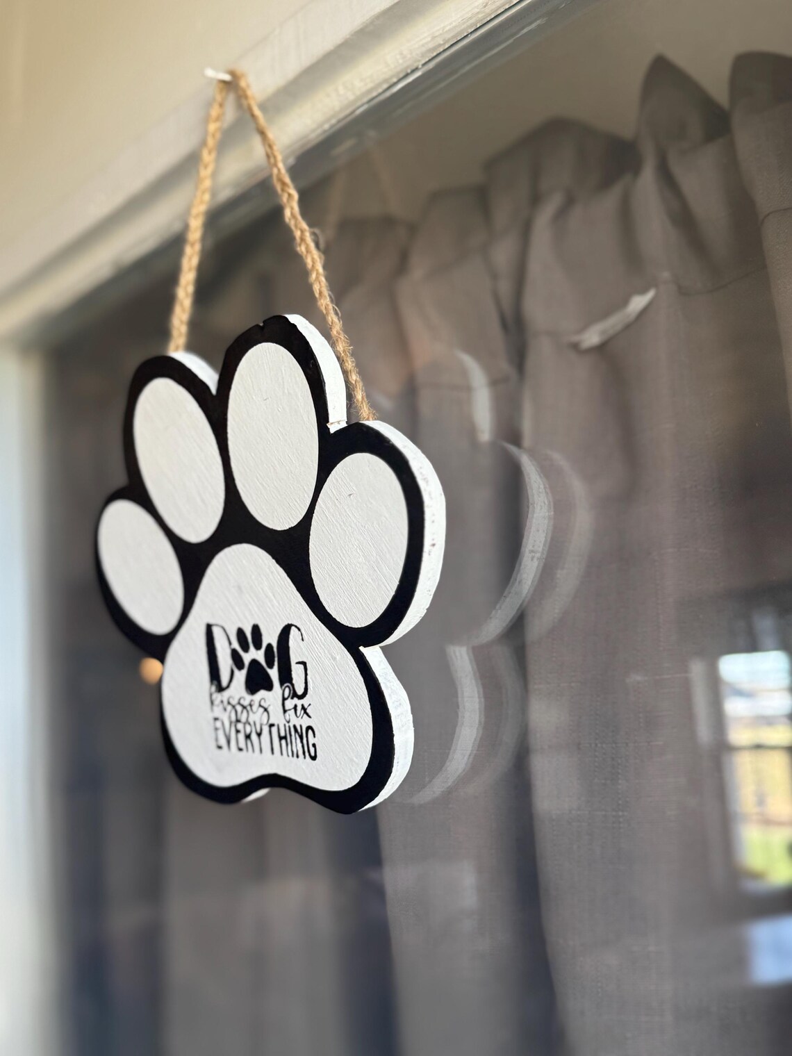 Paw Print Hand-painted Wooden Sign – Perfect for Pet Lovers’ Home Decor ...