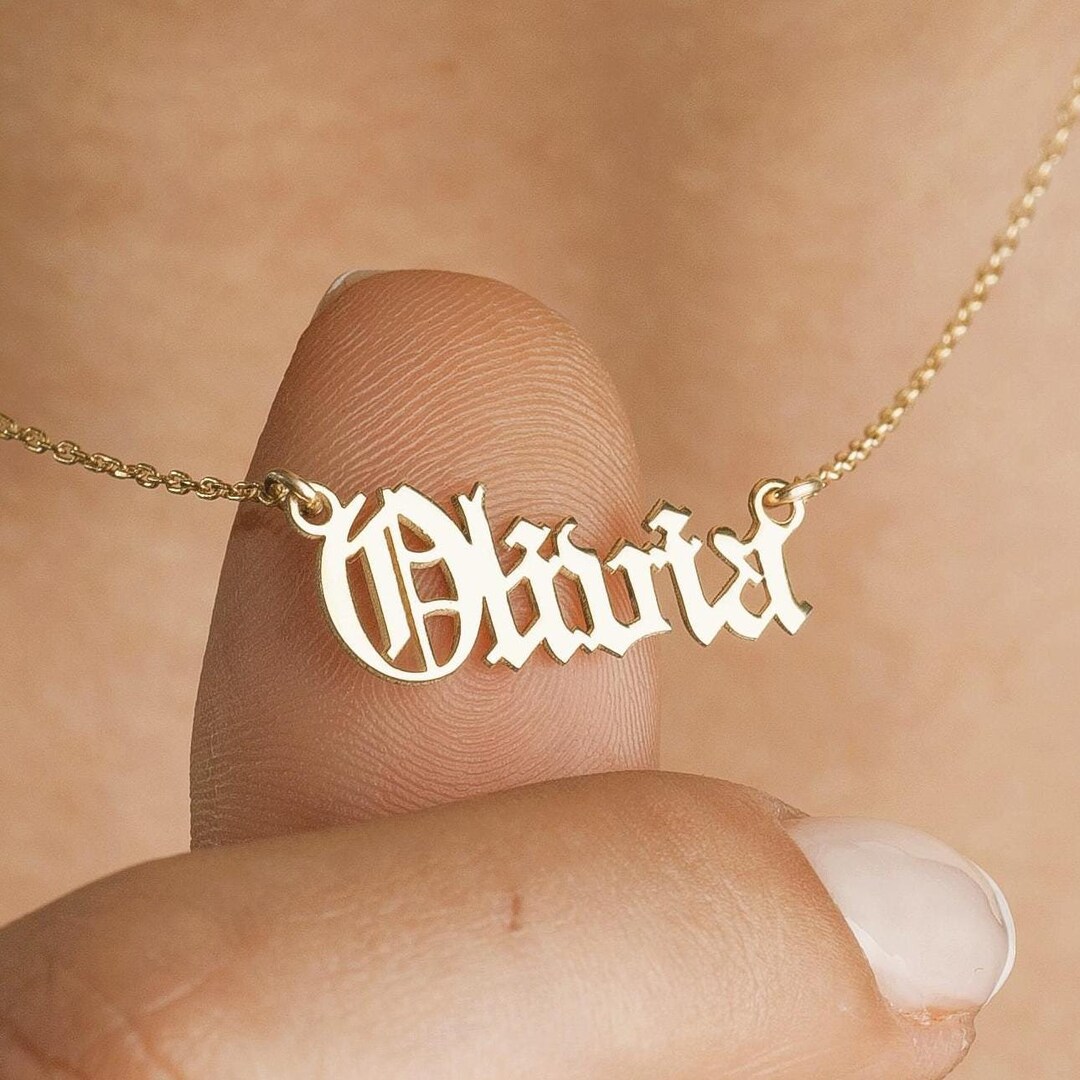 Old English Letter Custom Name Pendant Necklaceold English Initial ...