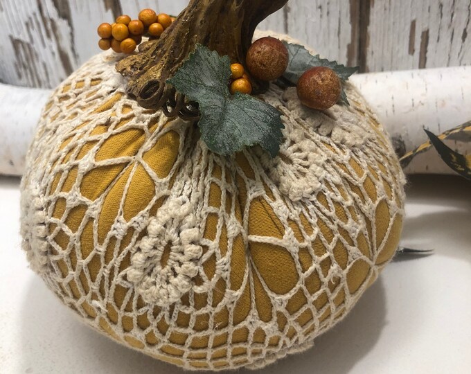 Pumpkin Vintage Doily Lace Tea Stain Thanksigiving Centerpiece Fall ...