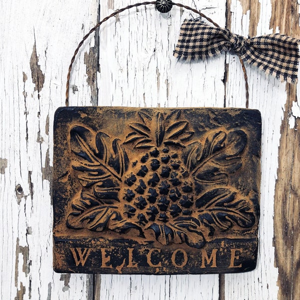 Primitive Pineapple - Etsy