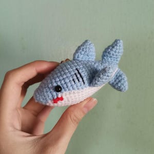 Shark Keychain, Cute Amigurumi Shark Accessory for Ocean Lover Gift ...