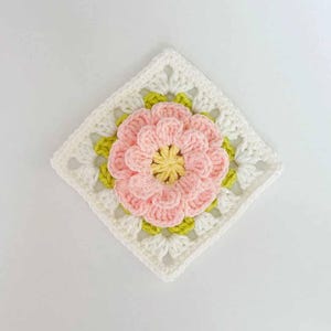 3D Pink Daisy Granny Square Crochet Pattern Soft Pink Flower Lotus ...