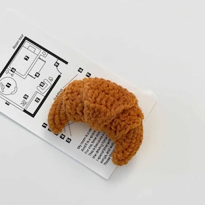 Min Croissant Crochet Pattern No Sew Easy French Pastry Dough Bread ...