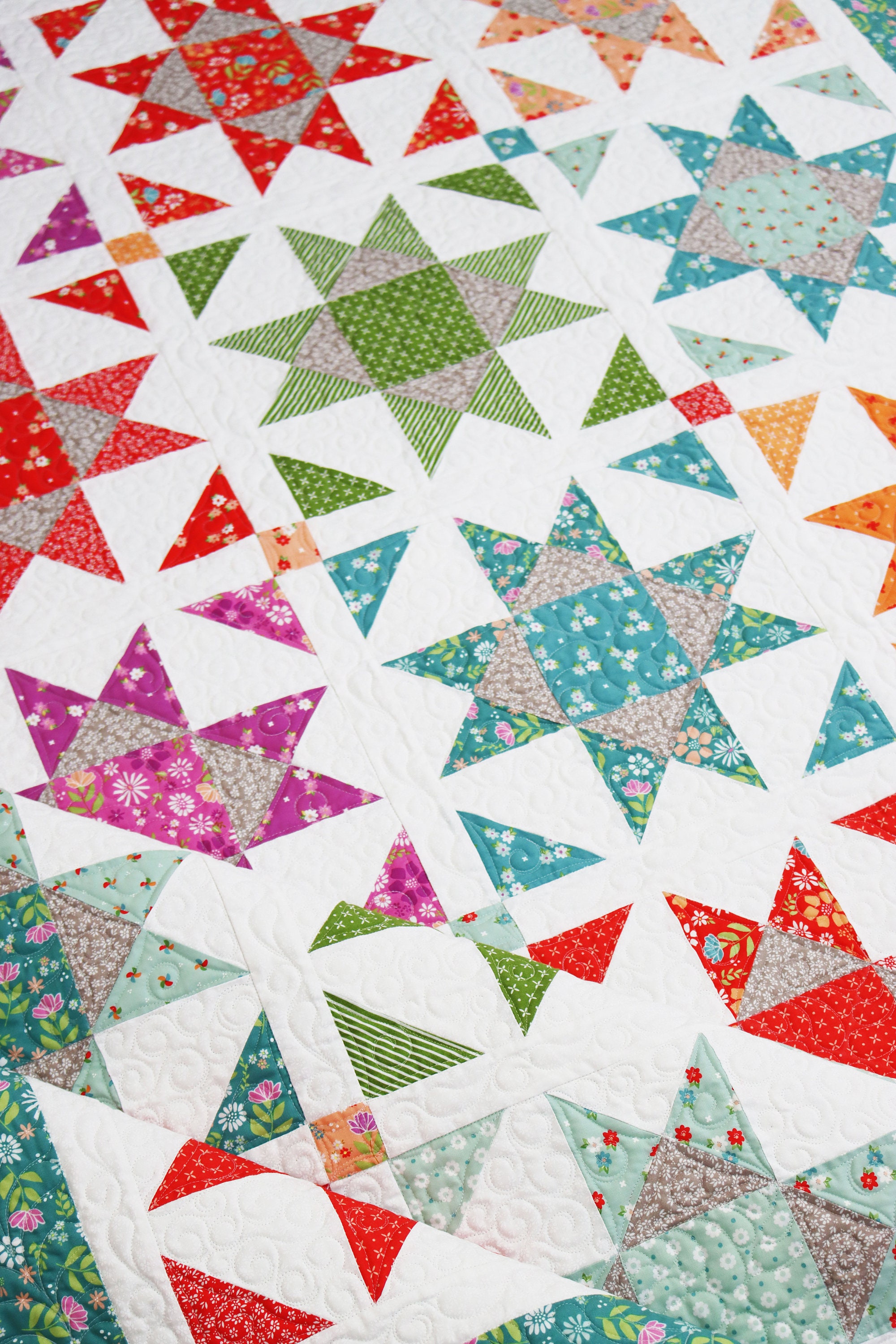Shine Remix Bed Quilt, Lap Quilt, and Mini Quilt Pattern QLD248 (PDF ...