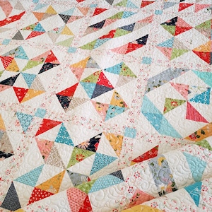 Triangle Square Dance Pattern (paper) - Quilting Life 2019 BOM - Etsy