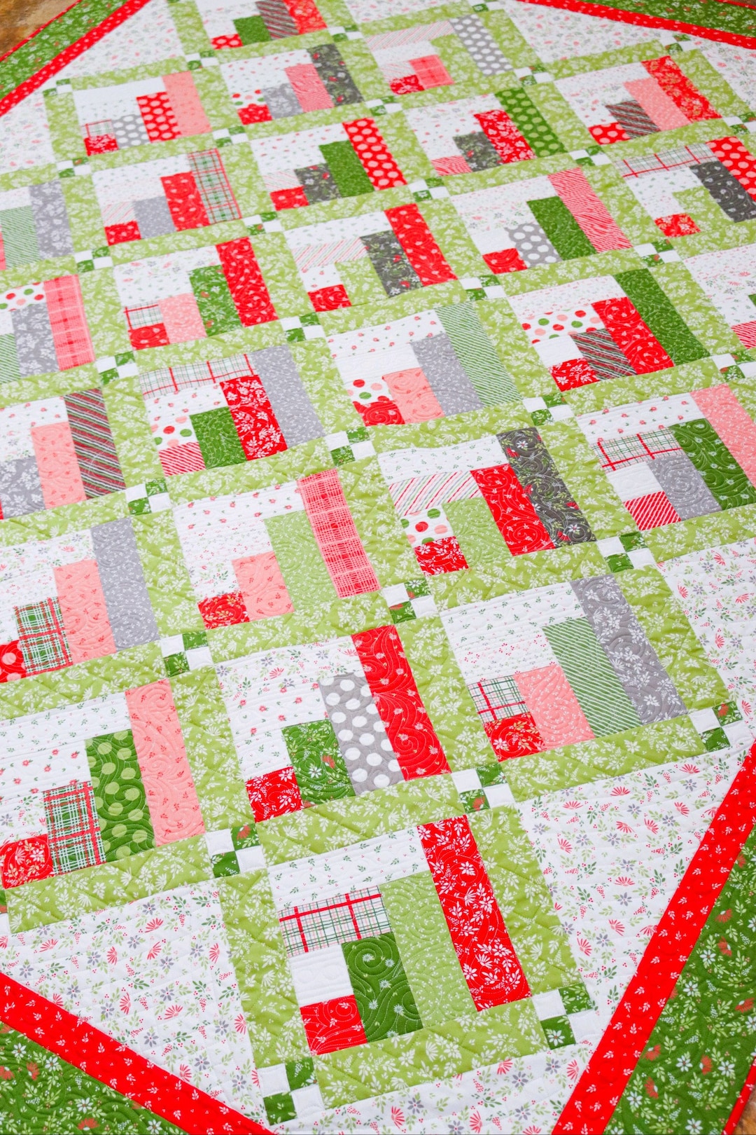 Season's Greetings Quilt Pattern QLD226 - Paper - Etsy