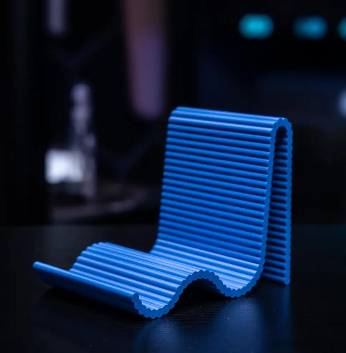 Waveline Stand 3D Printed Wavy Phone Stand for Hands-free Viewing Sleek ...