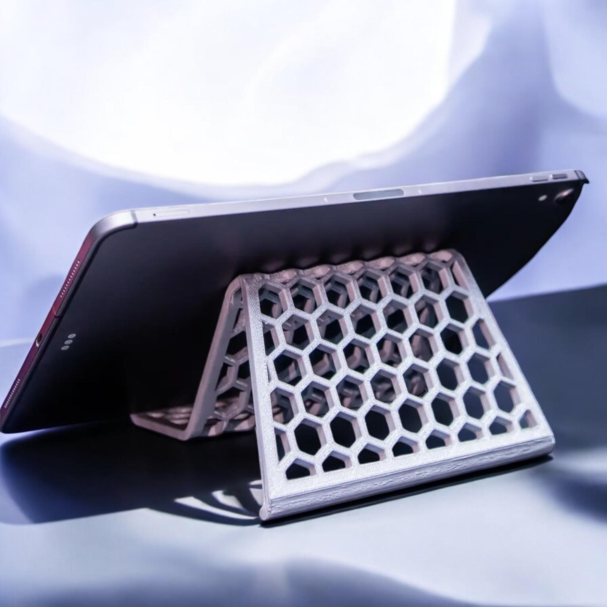 Honeycomb Angle Stand 3D Printed Phone Holder With Dual Angle Support ...