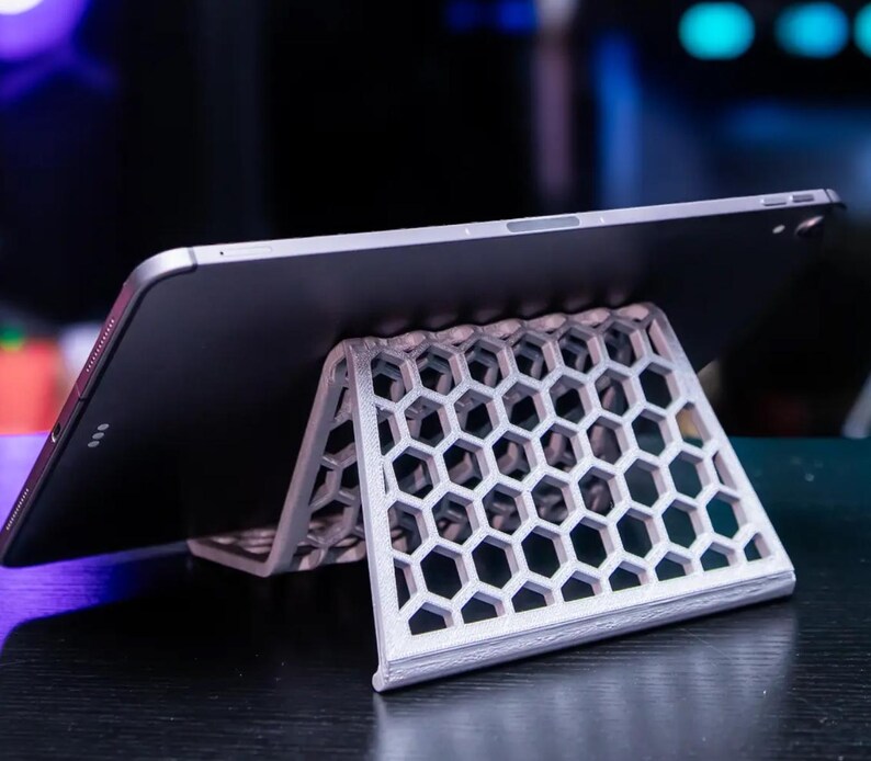 Honeycomb Angle Stand 3D Printed Phone Holder With Dual Angle Support ...