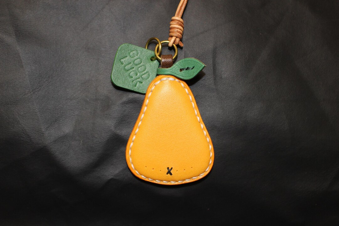 Handmade Leather Cute Pear Key Chains, Leather Pear Fruit Keychain ...