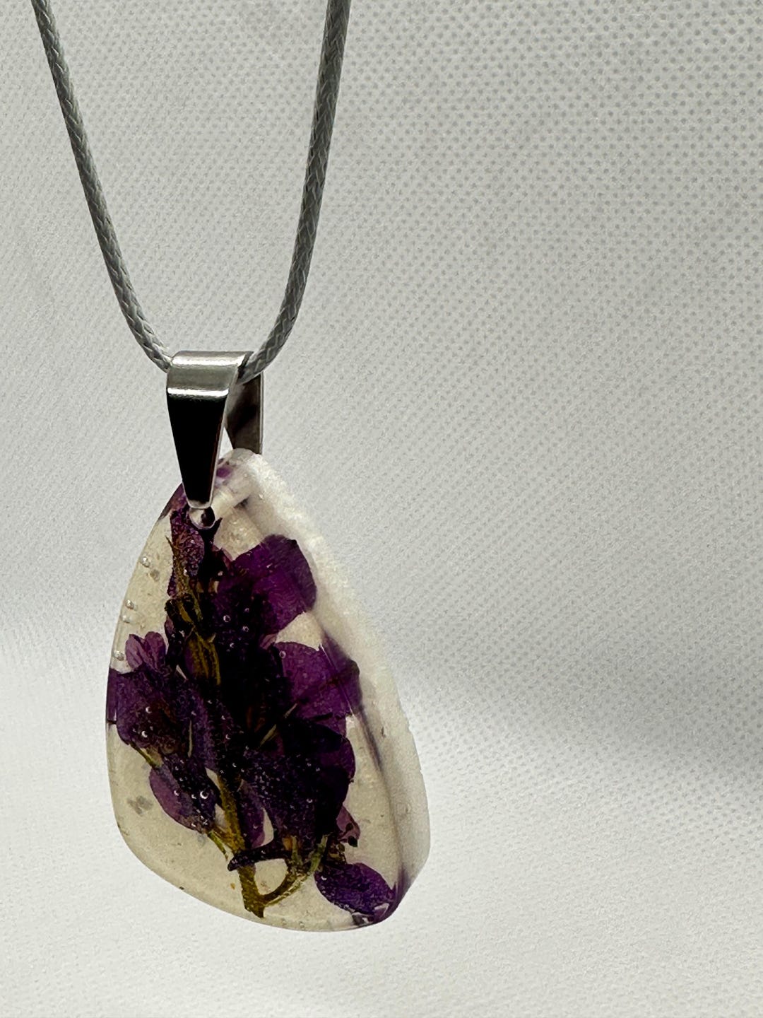Custom Handpicked Floral Pendant Necklaces - Etsy