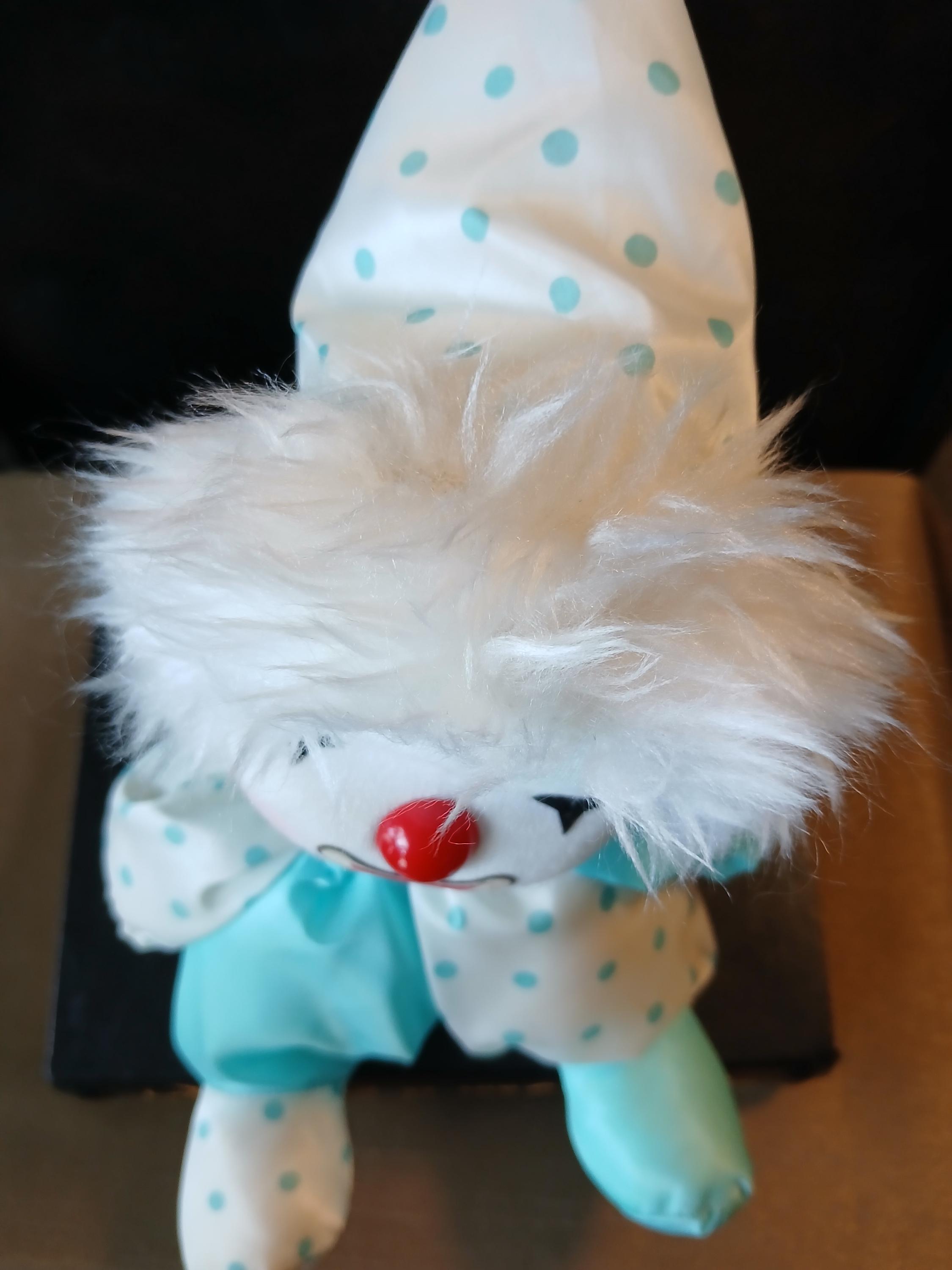 Vintage 1989 Poter, Sitting Clown Windup Musical Movable Doll, Music in ...