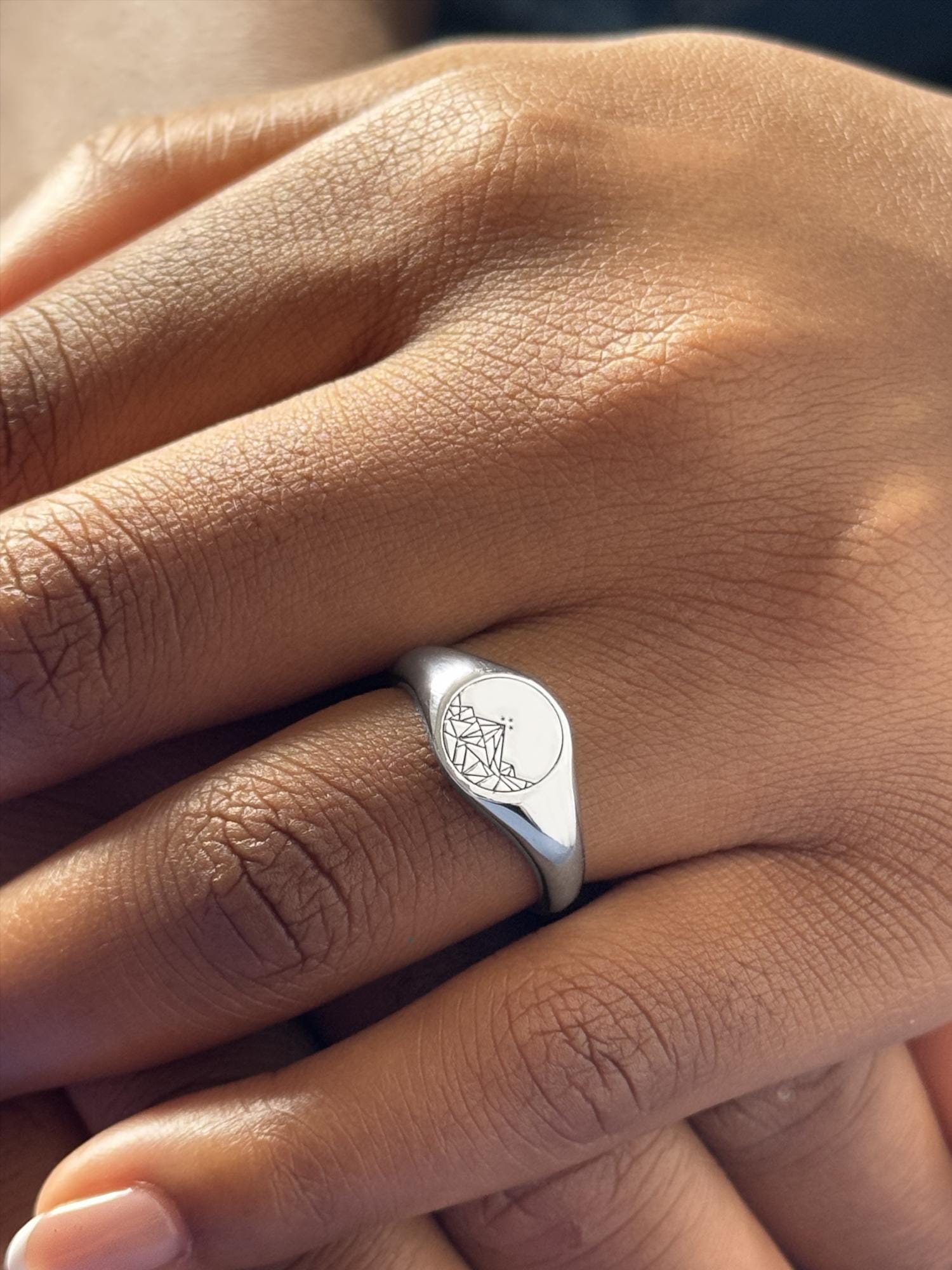 Acotar Officially Licensed, Night Court Signet Ring, Velaris, A Court ...