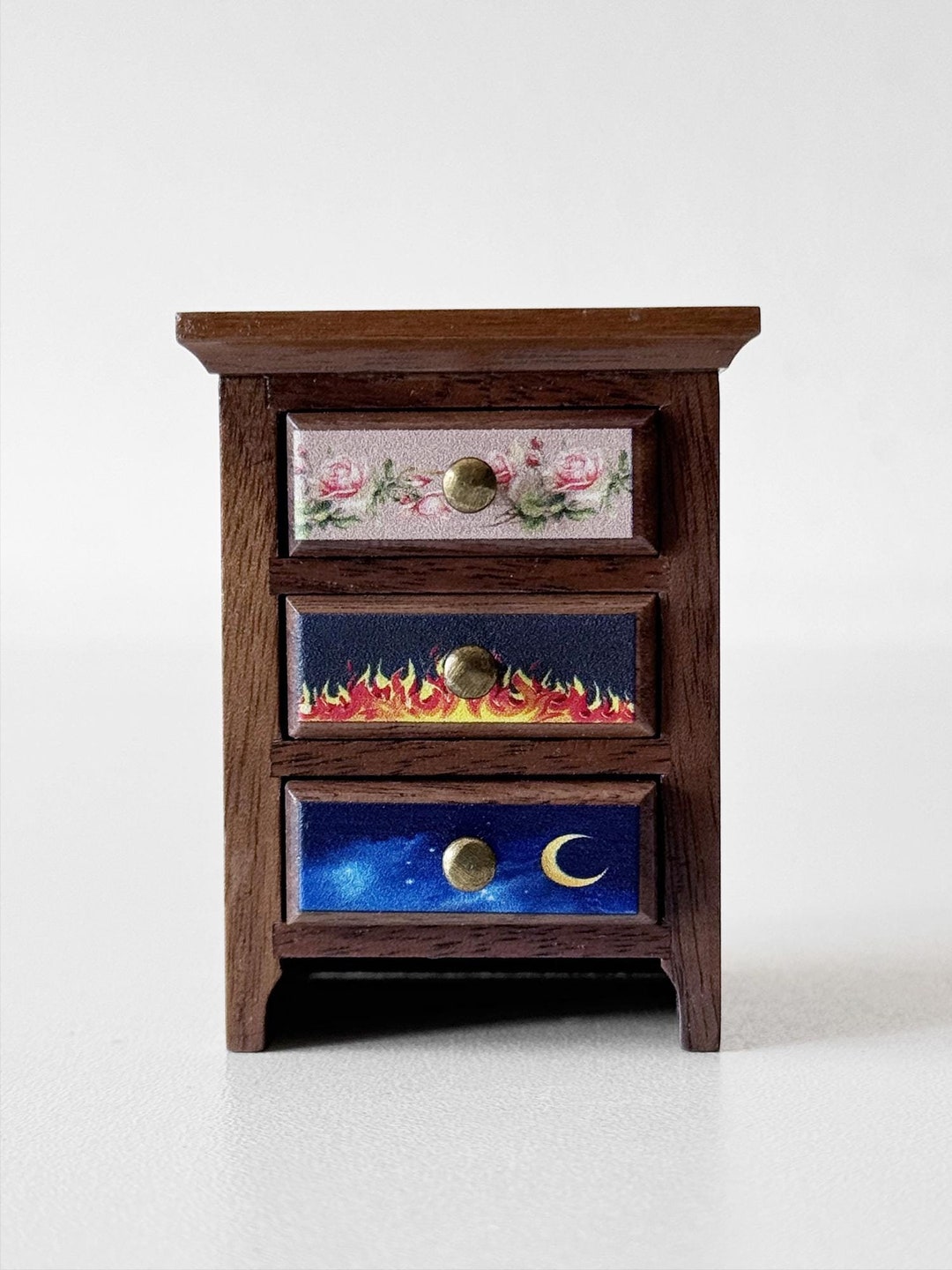 Acotar Officially Licensed, Feyre Archeron Chest of Drawers Dollhouse ...