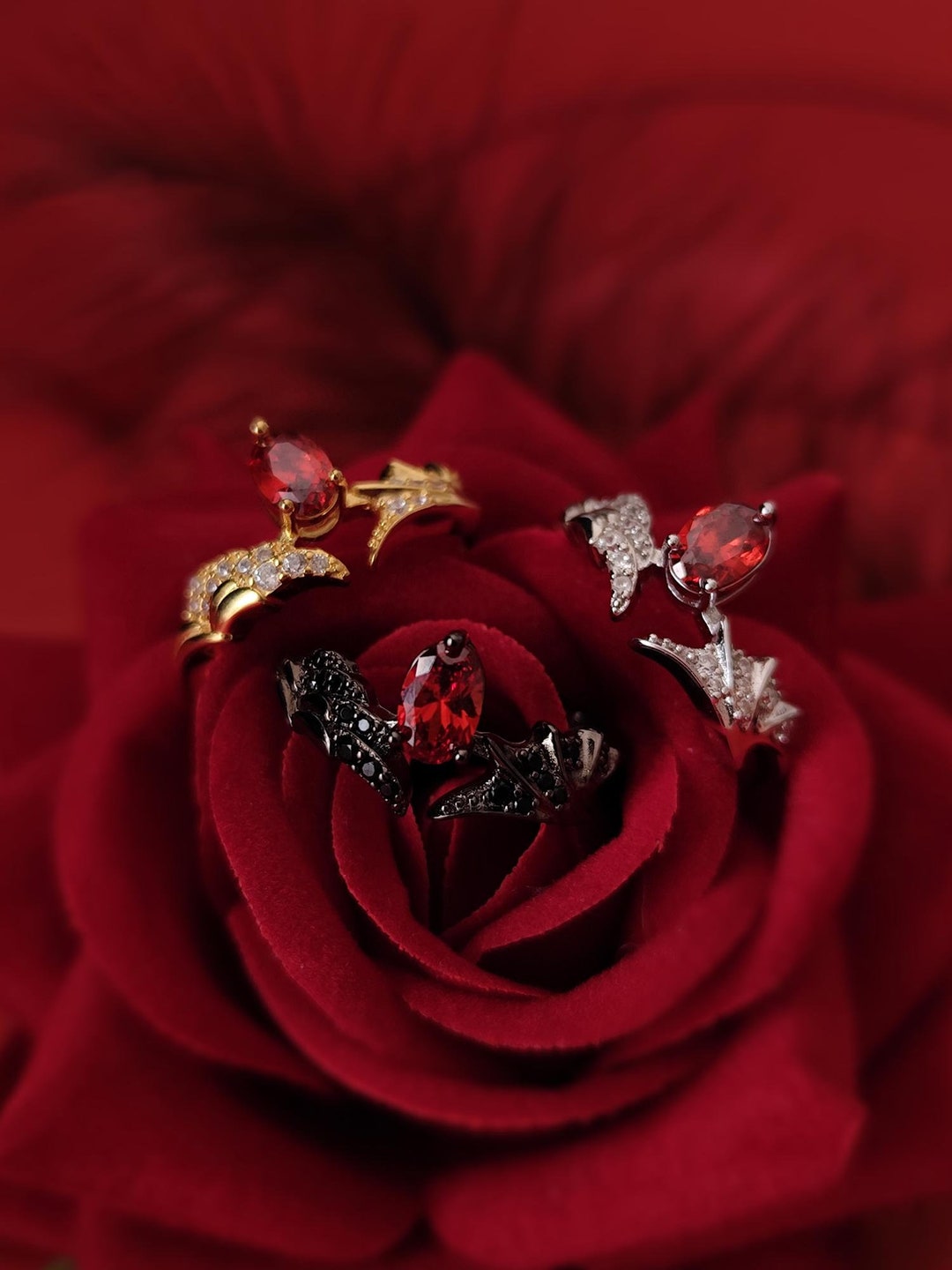 Crowns of Nyaxia Officially Licensed, Coriatis Bond Ring, Oraya and ...