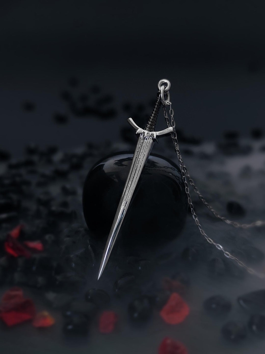 Throne of Glass Officially Licensed, Wind Cleaver Sword Necklace, Manon ...