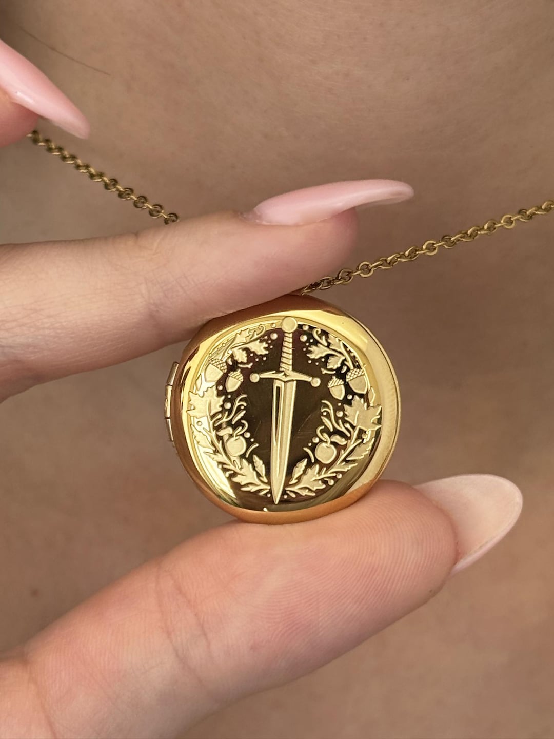 The Cruel Prince Officially Licensed, the Cruel Prince Locket Necklace ...