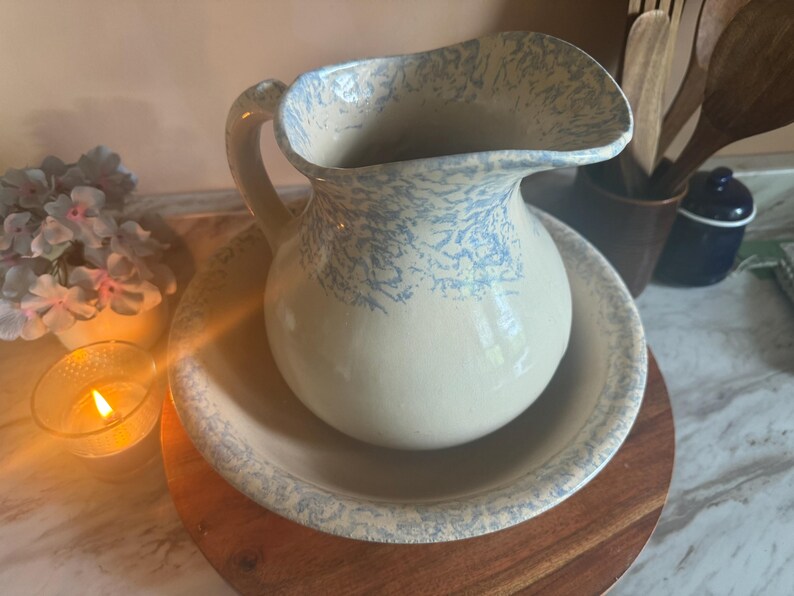 Vintage Pitcher and Basin. - Etsy
