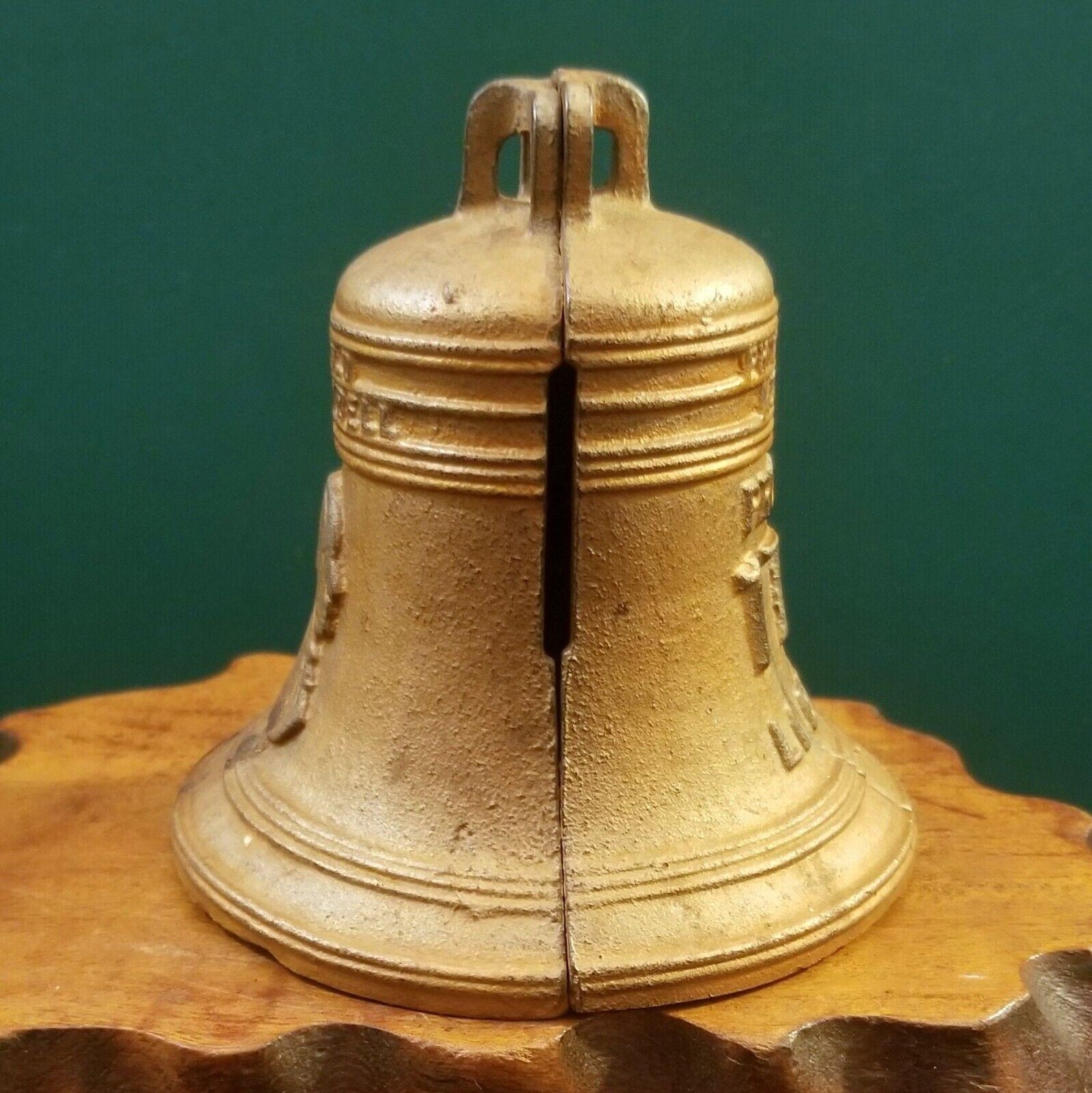 1776-1926 Sesquicentennial Antique Cast Iron Liberty Bell Still Bank 3. ...