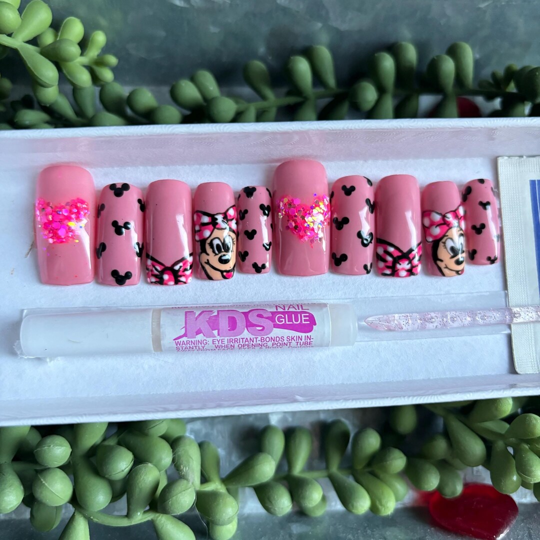 Pink Square Minnie Mouse Press Ons Size Medium Pink Press Ons Cute ...