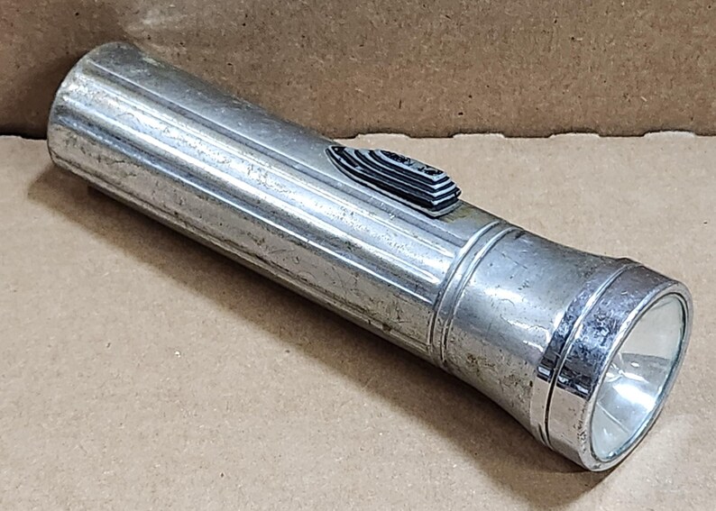 Art Deco vintage Flashlight All Metal Battery Powered Classic ...