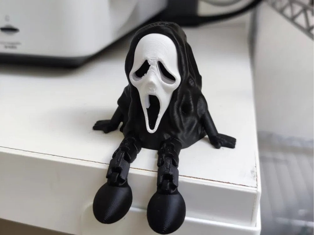 Custom 3D Printed Articulated Scream Collectible Display Piece, Stress ...